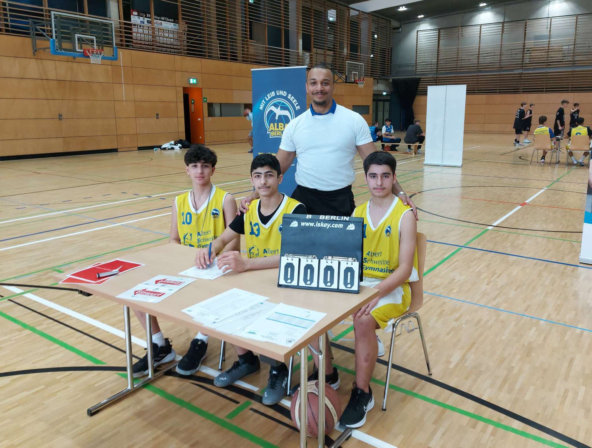 ALBA Oberschulliga in der Max-Schmeling-Halle | Die Schweitzer