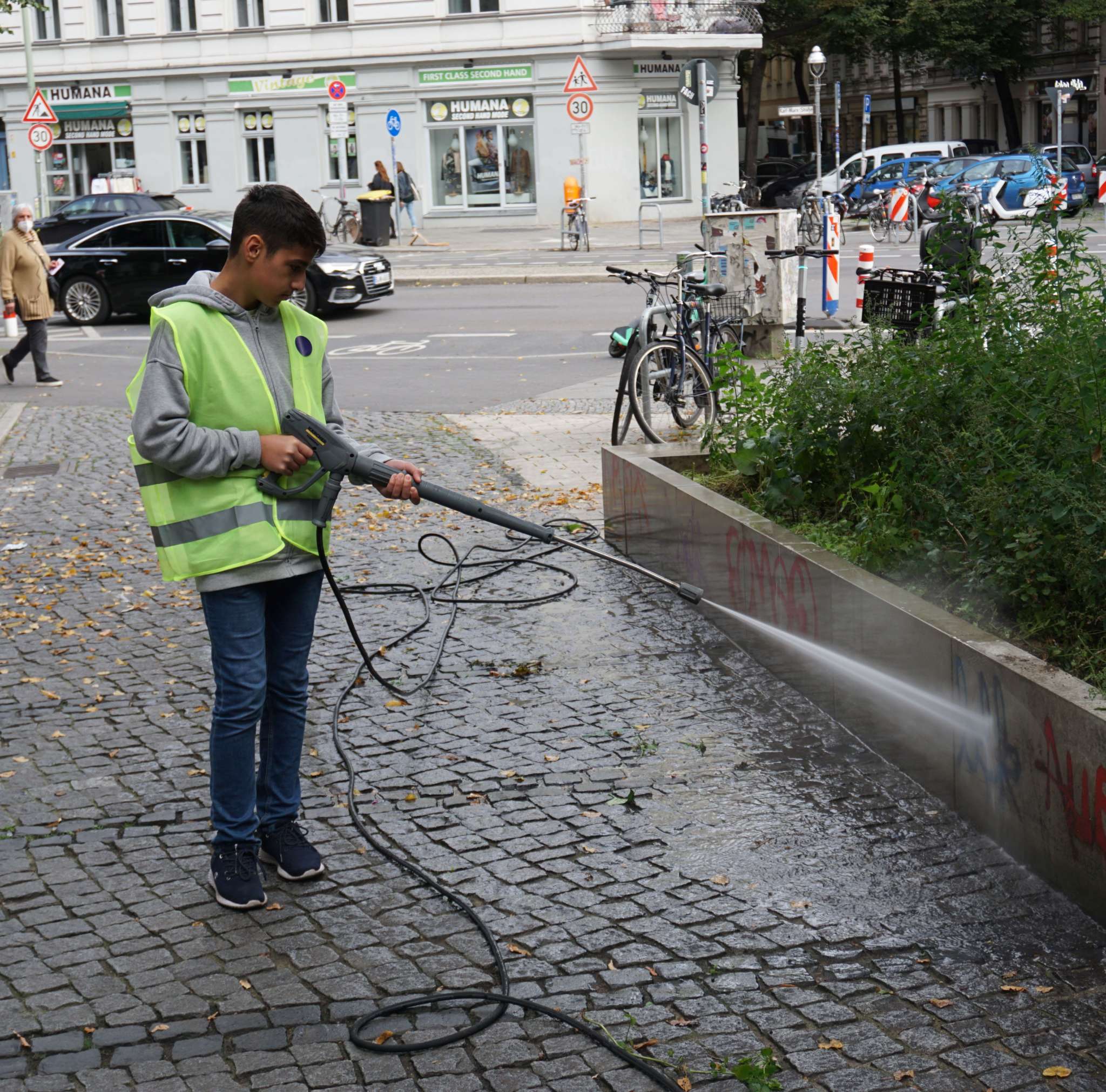 Die 7c mit Hakan Demir im Bundestag | Die Schweitzer